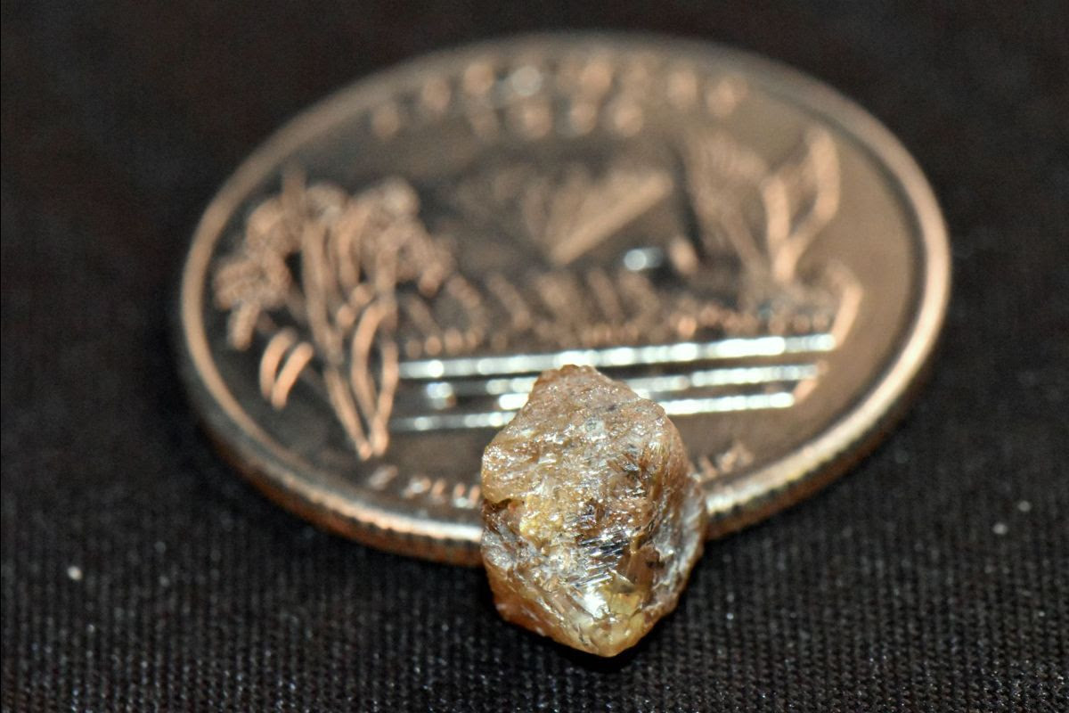 Park visitor finds 3.29-carat diamond at Crater of Diamonds State Park ...